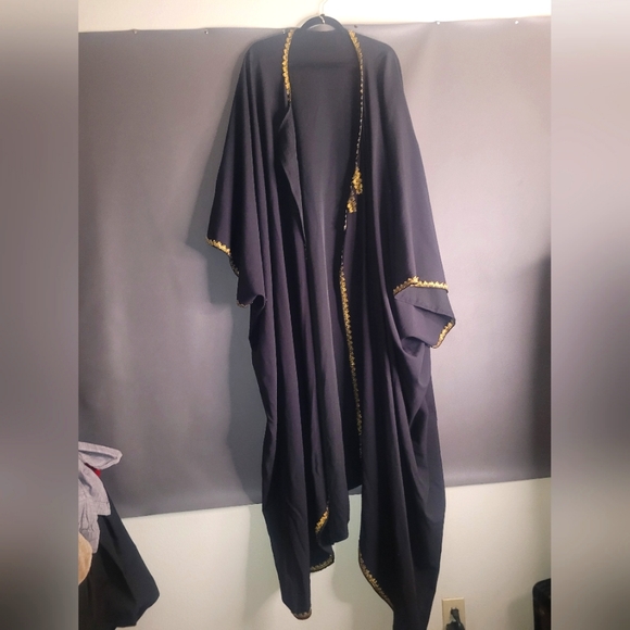 n/a | Kimonos & Yukatas | Islamic Wear Elegant Black Cape Oversized ...